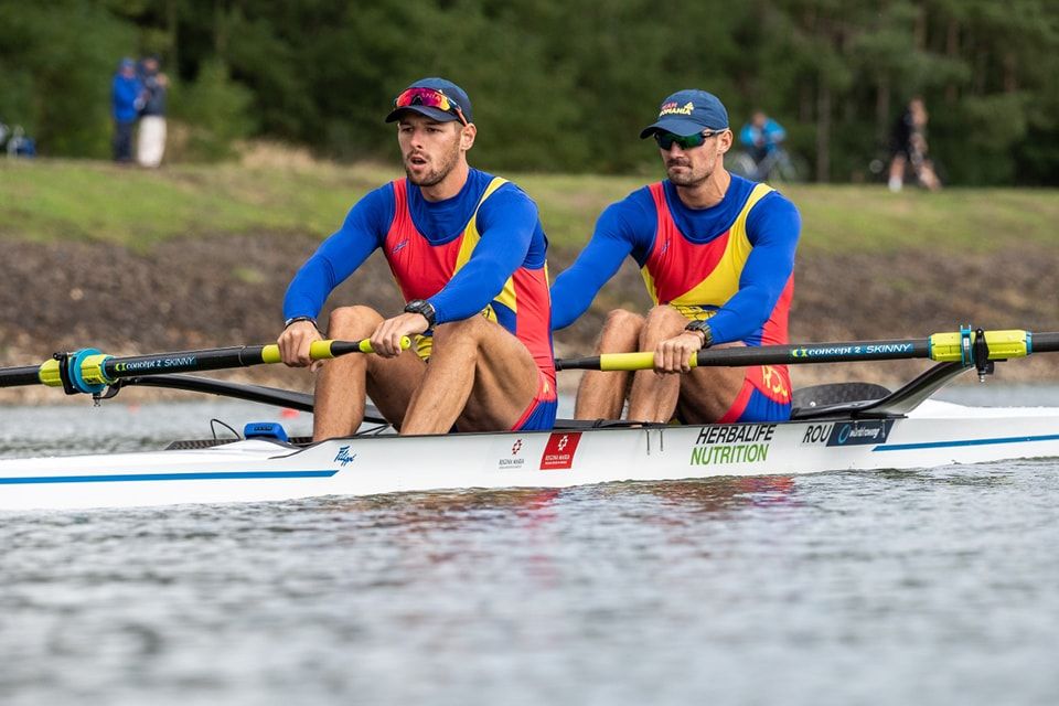 Marius Cozmiuc și Sergiu Bejan câștigătorii medaliilor de Aur în proba ...