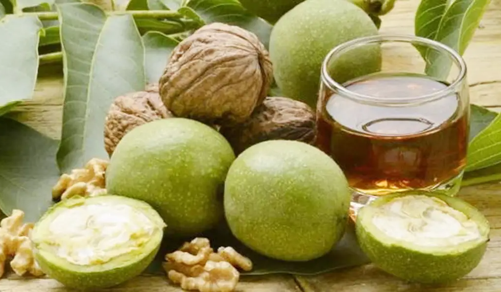 4 rețete cu nuci – pentru boli de stomac, bolile pancreascului și ...